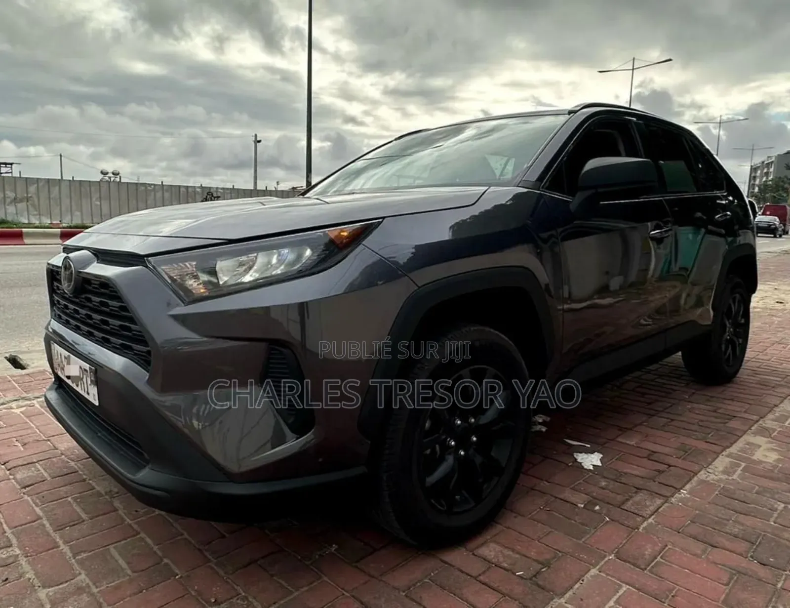 Toyota RAV4 LE 2021 Argenté in Marcory - Voitures, Charles Tresor Yao ...